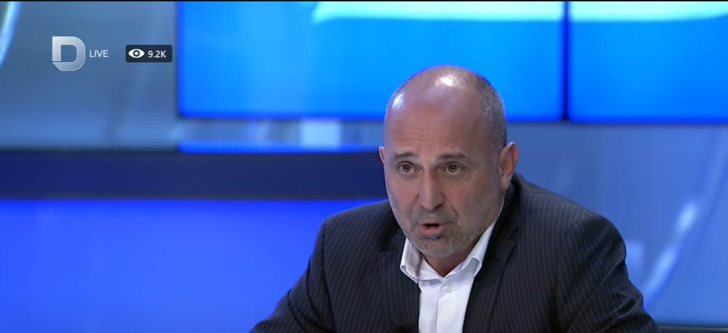 Dardan Gashi: Raporti i DASH është sjellur ashpër me qeverinë Kurti ...