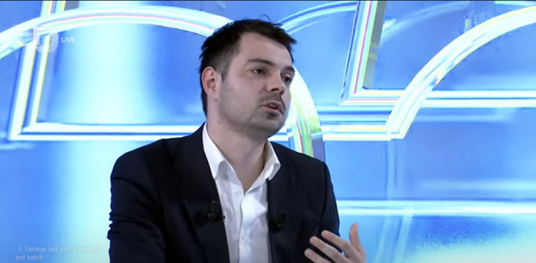 “Raporti për lirinë e mediave”, Kryeziu thotë se sulmet ndaj gazetarëve ... “Raporti për lirinë e mediave”, Kryeziu thotë se sulmet ndaj gazetarëve ...