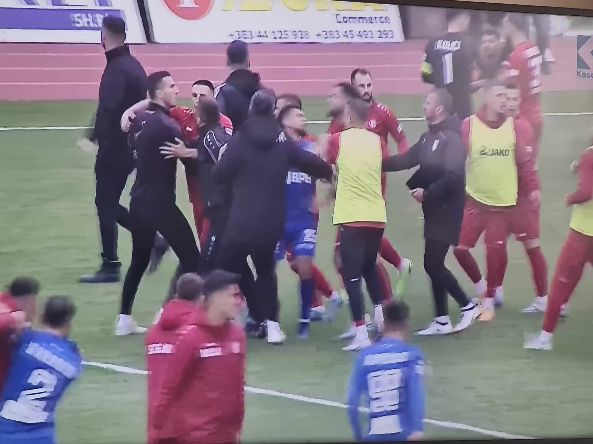 Policia gjobiti një tifoz pas ndeshjes Gjilani – Drita për sjellje ...