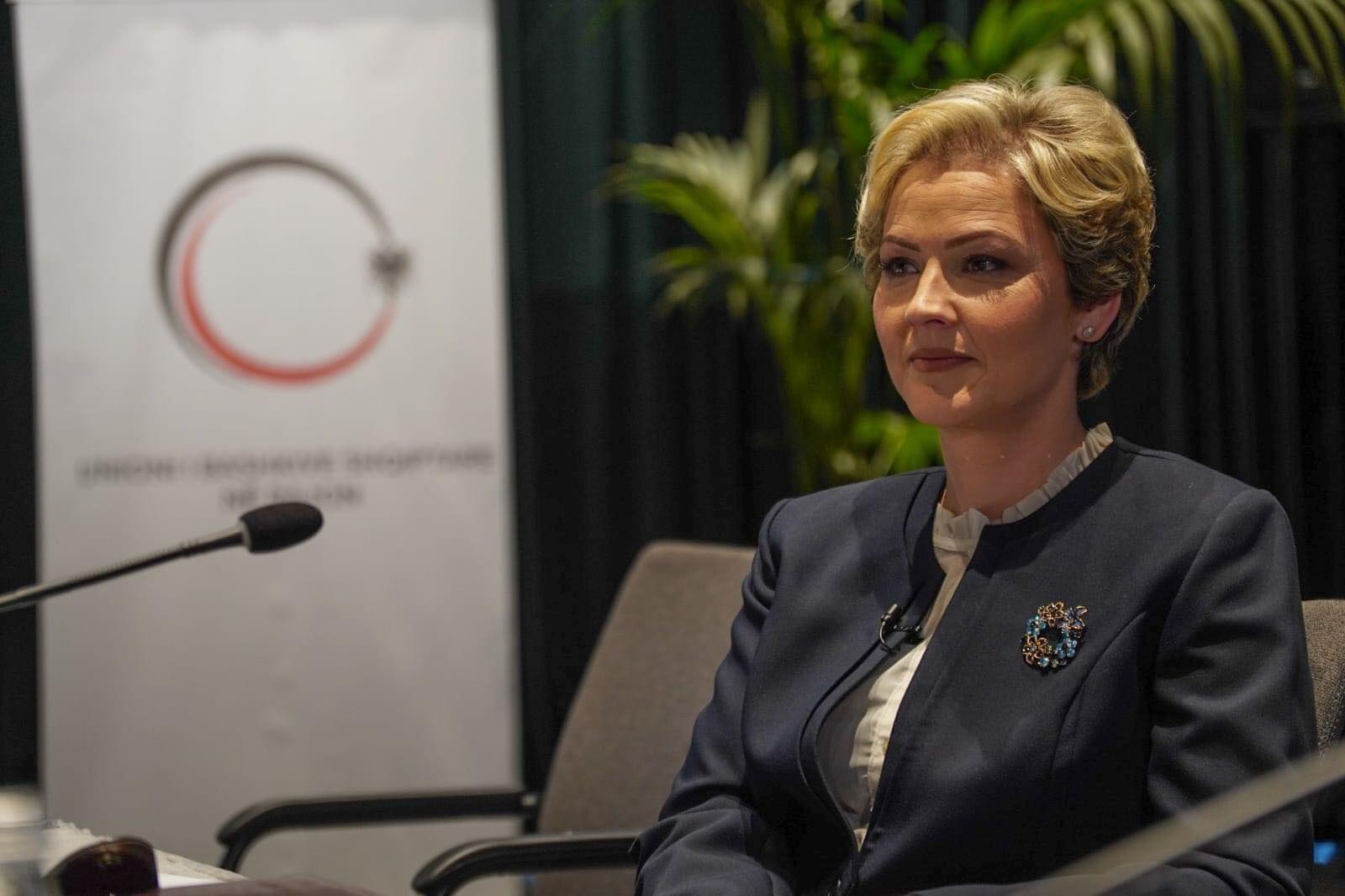 Sinani për letrën e senatorëve dërguar Blinkenit: Ditë historike ...