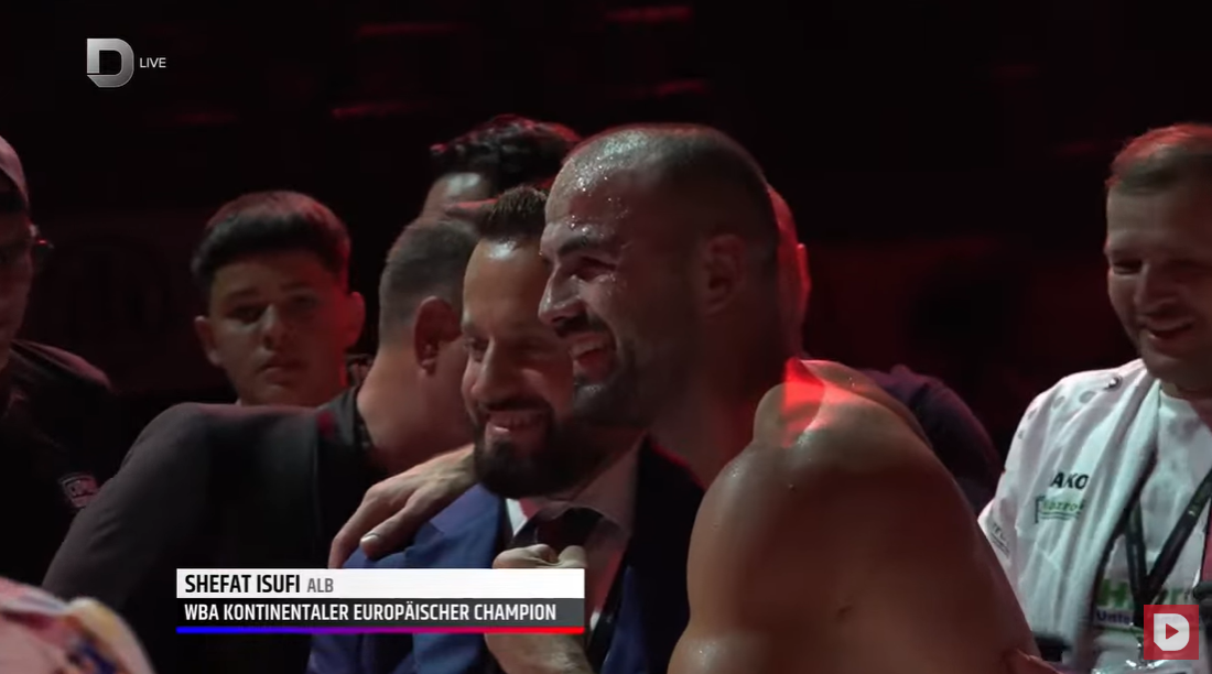 Shefat Isufi fiton trofeun e WBA Continental kundër Armenak Hovannisyan ...