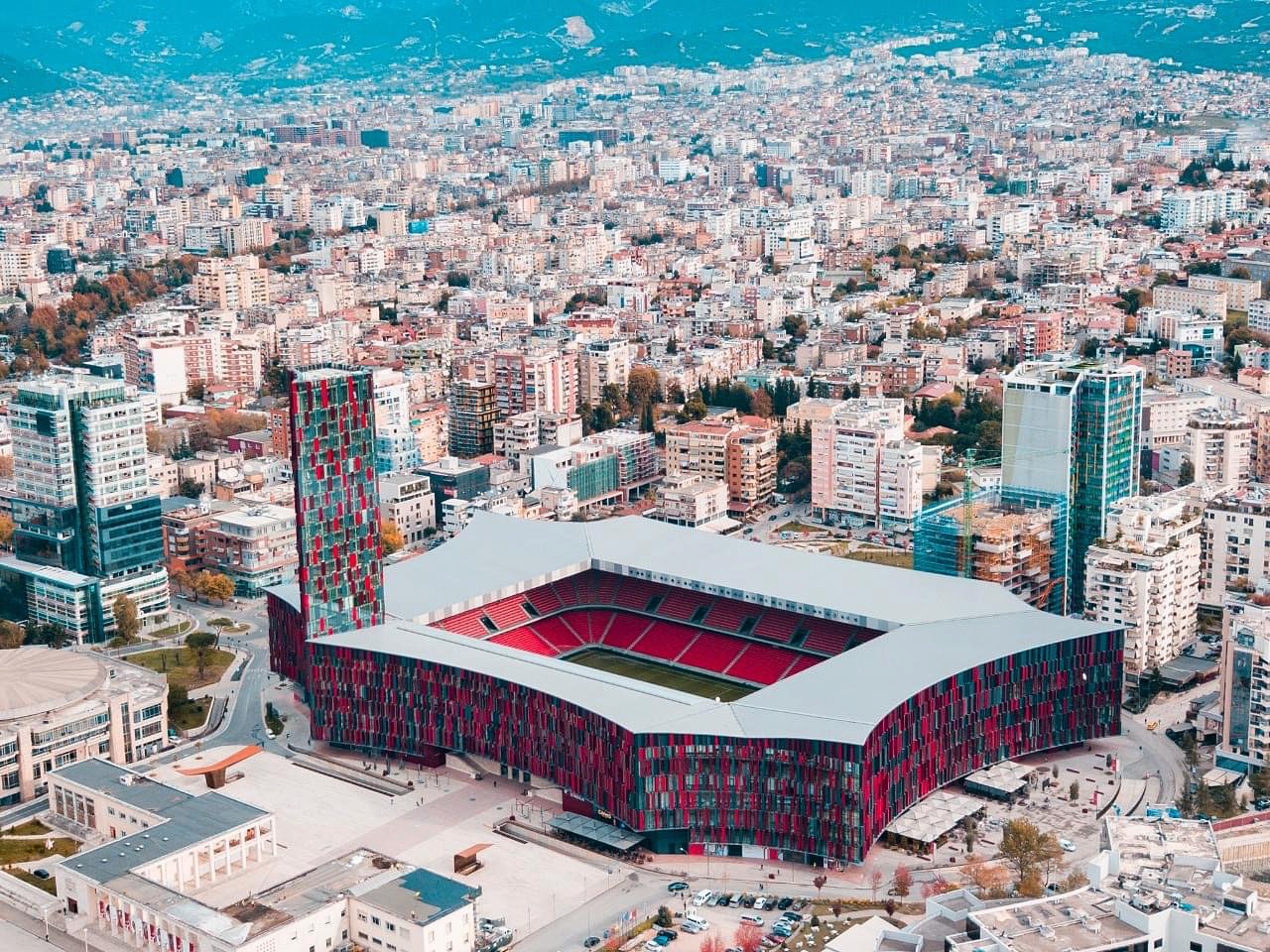 Ballkani njofton se do të luajë në “Air Albania”, nuk e përmend “baltën ...