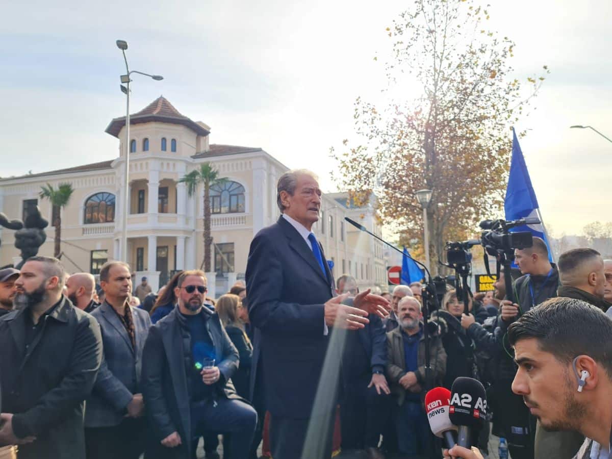 “Grup i strukturuar kriminal”, Berisha flet pas marrjes në pyetje nga ...