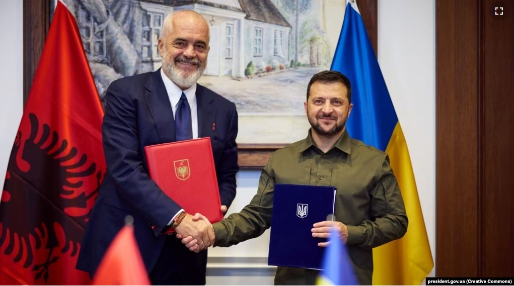 Zelensky javën e ardhshme në Tiranë - Dukagjini Zelensky javën e ardhshme në Tiranë - Dukagjini