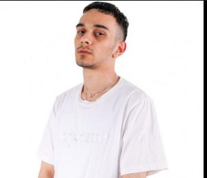 Buta bëhet baba për herë të parë - Dukagjini