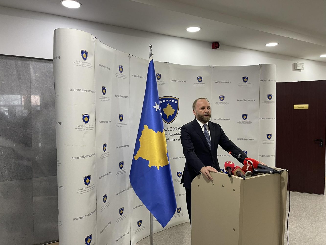 Tahiri: Edhe ndaj Hashim Thaçit ka pasur shumë kërcënime - Dukagjini Tahiri: Edhe ndaj Hashim Thaçit ka pasur shumë kërcënime - Dukagjini