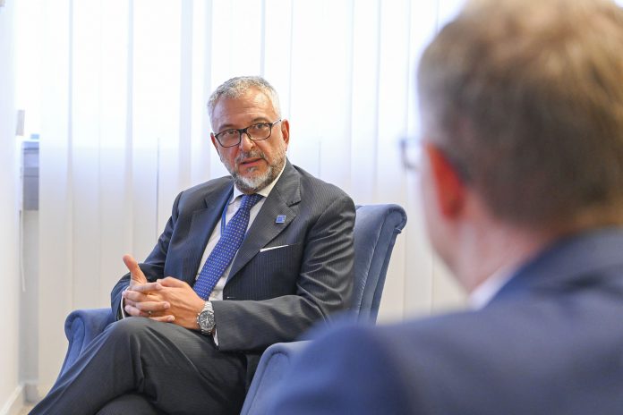Shefi i EULEX-it: Situata në veri mund të përkeqësohet - Dukagjini Shefi i EULEX-it: Situata në veri mund të përkeqësohet - Dukagjini