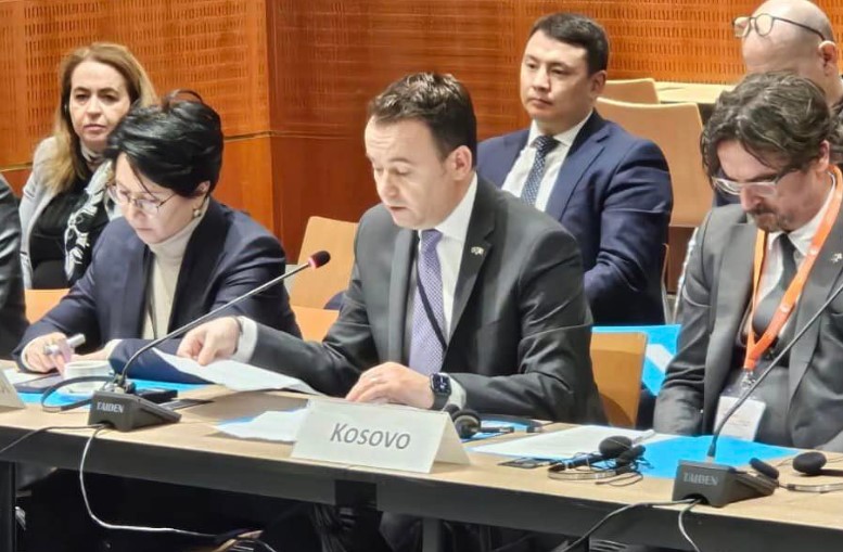 Ministri Peci merr pjesë në Panairin Ndërkombëtar Bujqësor të Parisit ...