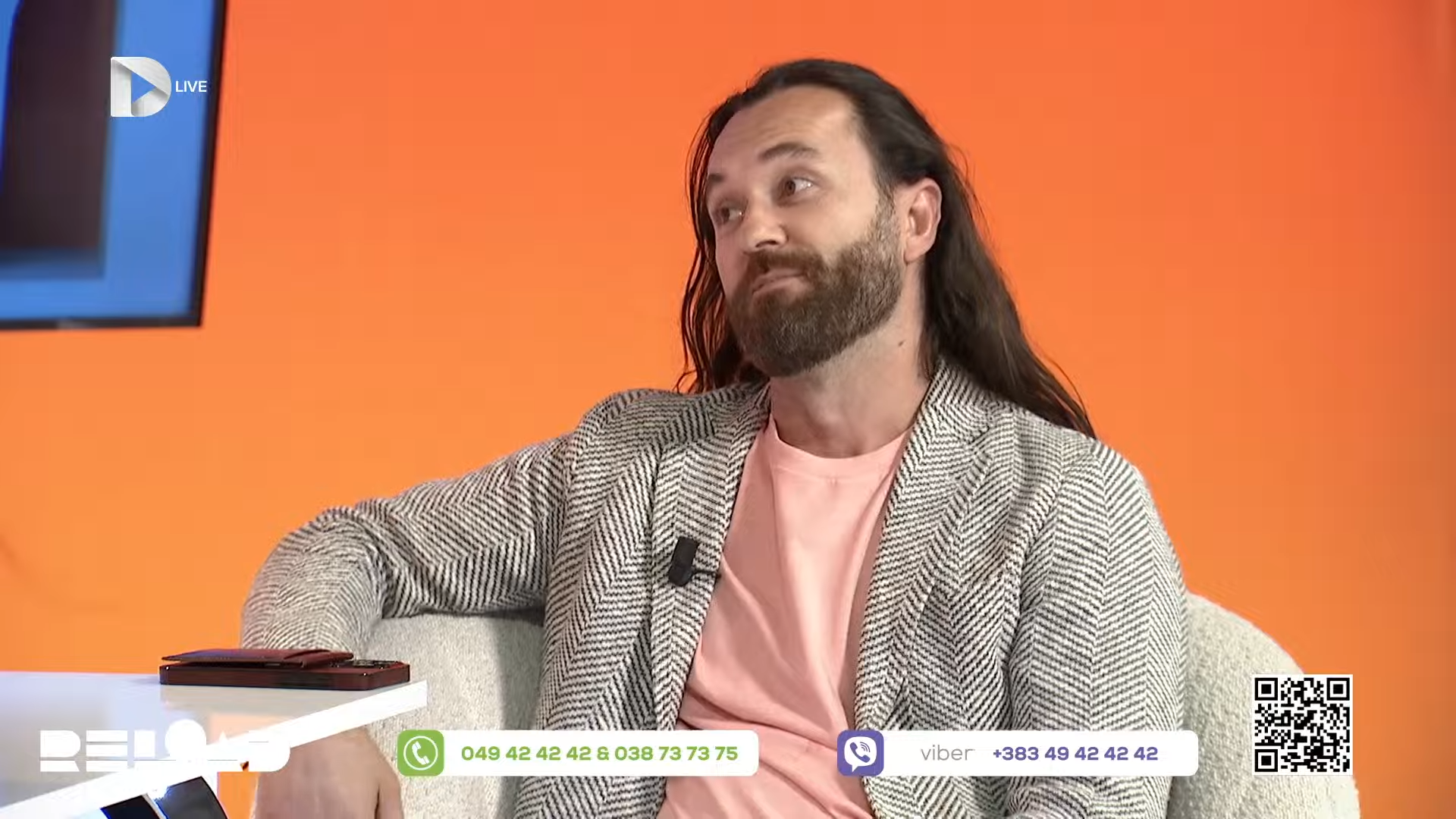 Ariot Myrtaj – artisti që la Amerikën për Kosovën, vlerëson lart ...