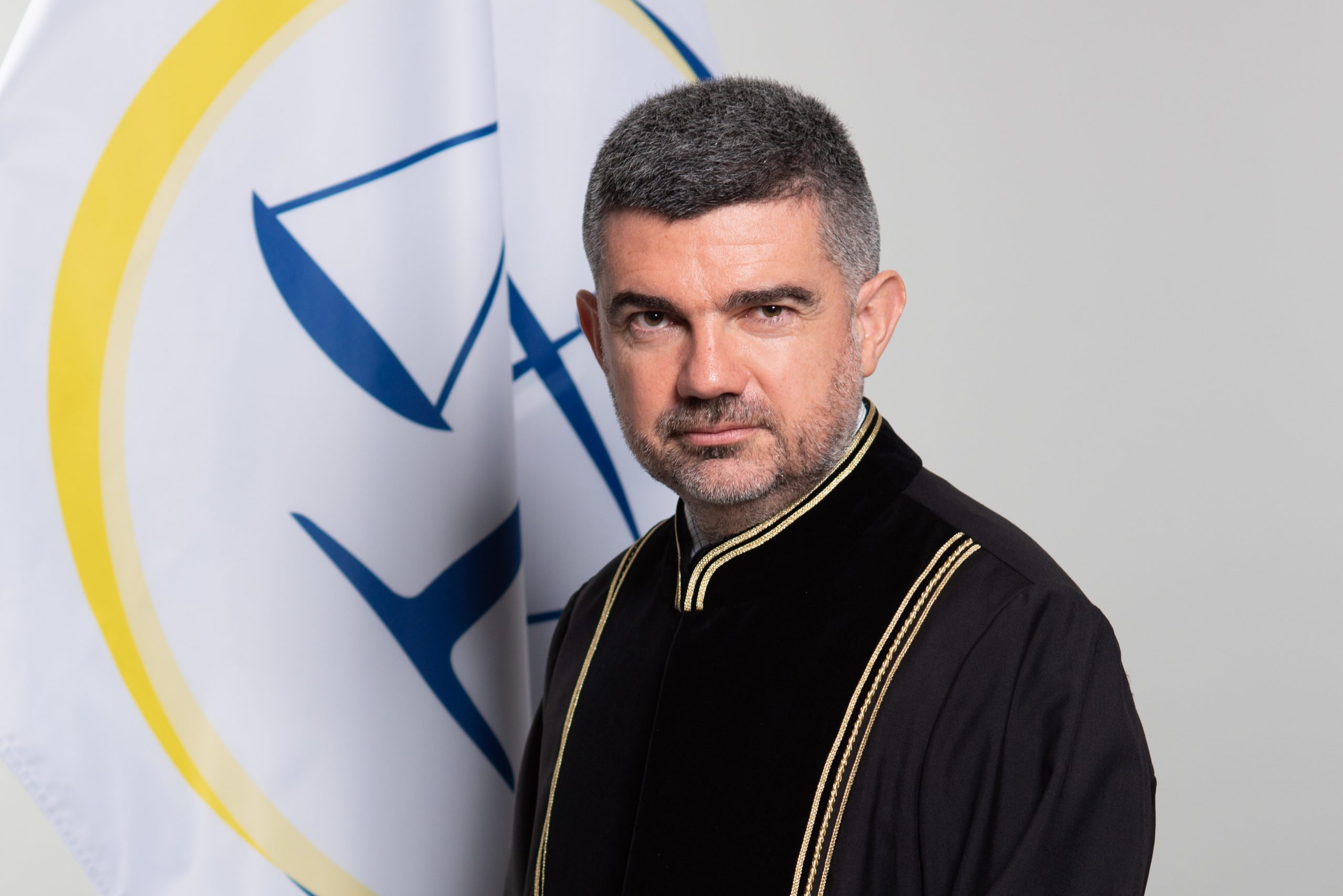 Jep dorëheqje gjykatësi i Speciales, Nicolas Guillou - Dukagjini