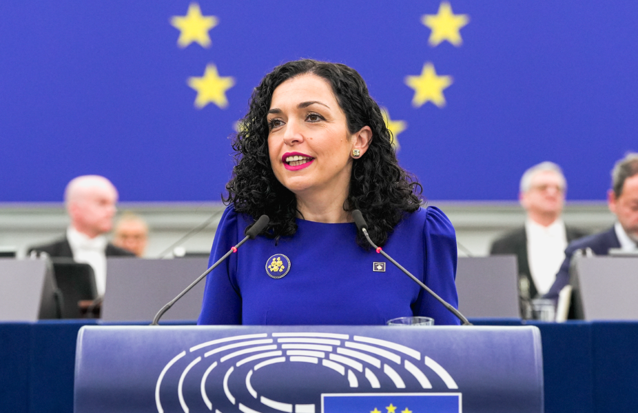 Presidentja thotë se vendimi i BE-së për t’ua hequr vizat serbëve ...