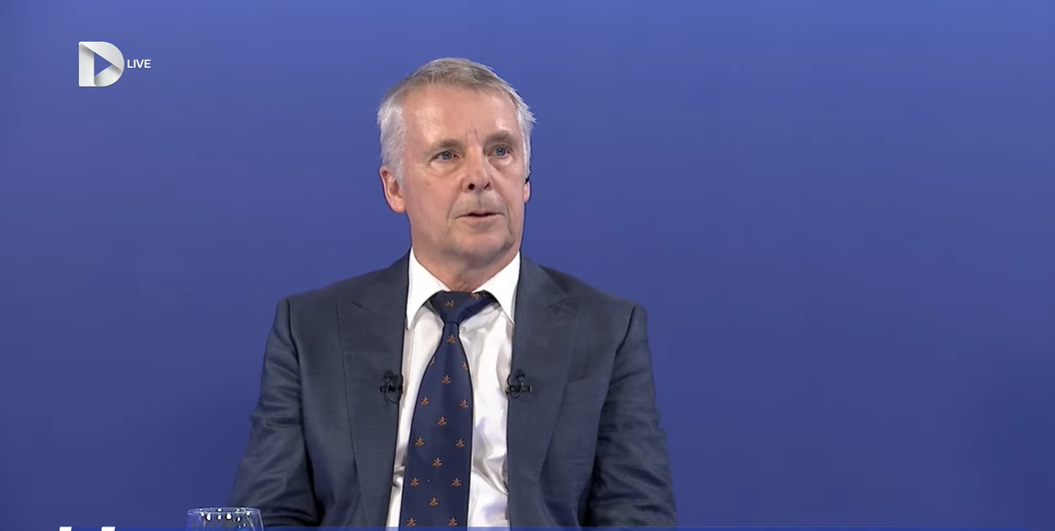 Rohde për bllokadën në Kuvend: Ky është një cirk, problemi është te ...